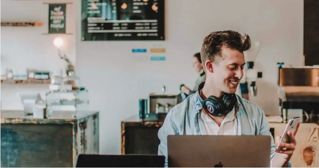 Best Bags for Architecture Students in 2022: 10 Practical and Stylish Bags