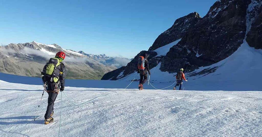 The Best Mountaineering Backpack 2025: Top 10 Picks